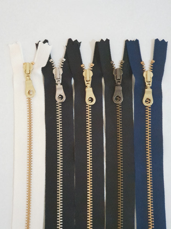 YKK Metal Zip NO # 4.5 Closed End 7 Inch – Thread Candy